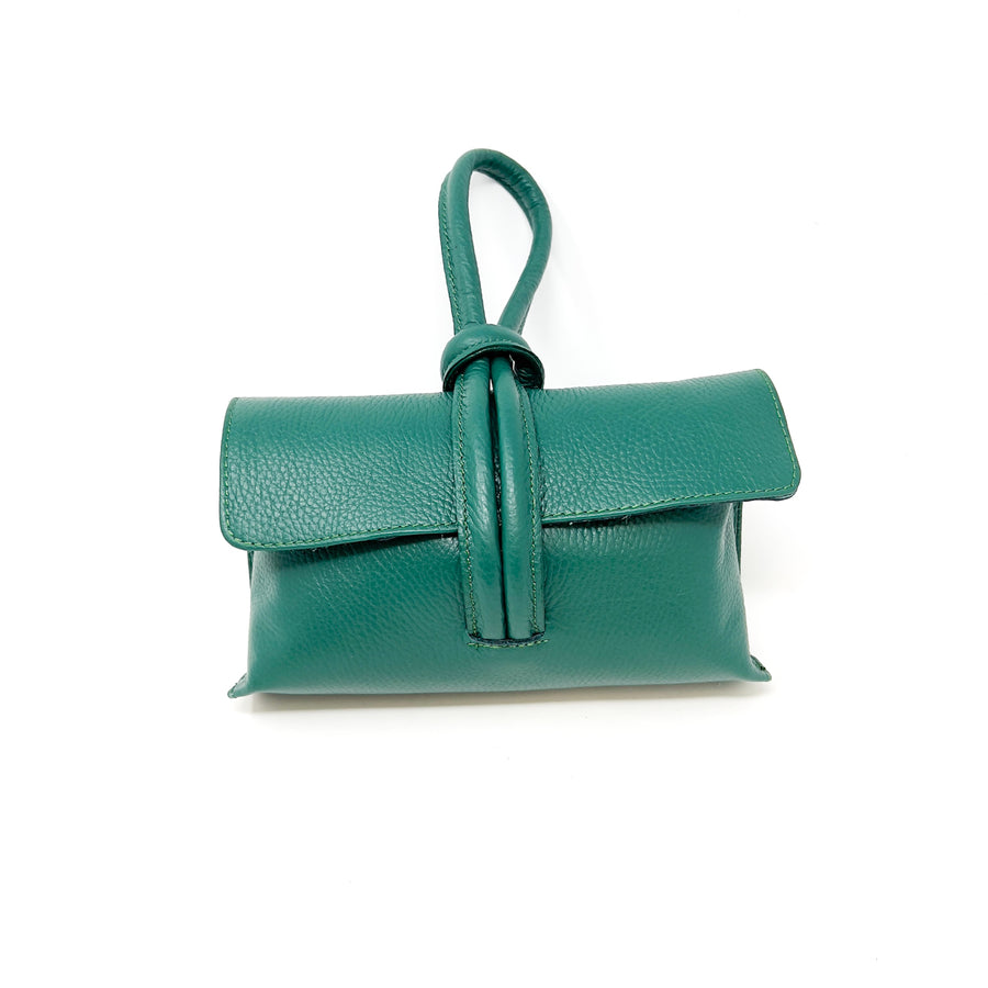 German Fuentes Wholesale of Leather Handbags, Belts and Accessories